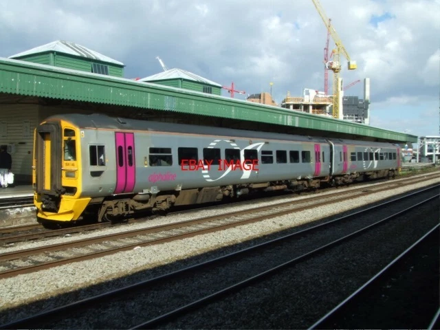 PHOTO CLASS 158 Sprinter Express 2-Car Dmu No 158 746 At Cardiff ...