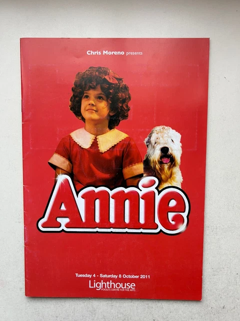 ANNIE THE MUSICAL Theatre Tour Programme SU POLLARD £3.95 - PicClick UK