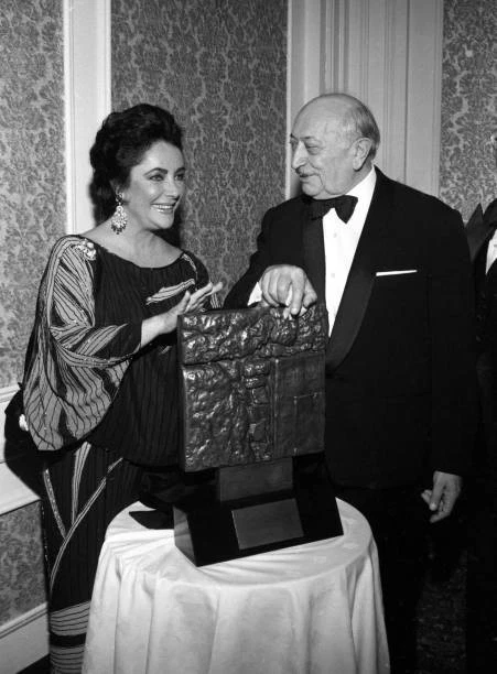 ELIZABETH TAYLOR WITH Simon Wiesenthal Circa 1980's Historic Old Photo ...