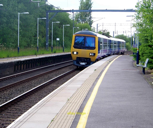 PHOTO 6X4 PASSENGER train, Kidsgrove Station Northern Rail's service ...
