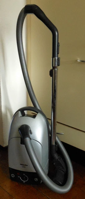 MIELE S312I-2 STAUBSAUGER Air Clean Plus 1500W. Kombibürste und zubehör ...
