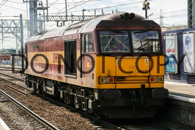 UK DIESEL TRAIN Railway Photograph Of Class 60 60071 Loco. Rm60-359 £1. ...