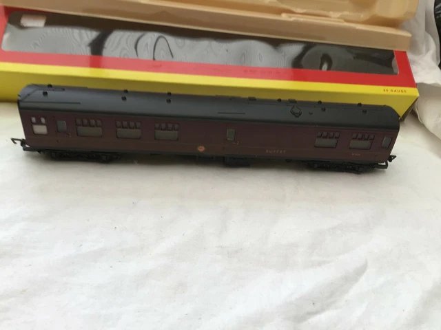 HORNBY R4203A BR Mk1 Buffet Car / Coach ' M1820 ' ( Weathered ) - Boxed ...