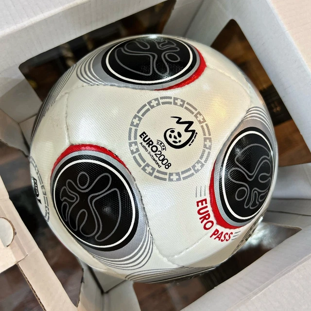 ADIDAS EUROPASS UEFA Euro 2008 Official Match Ball Size 5 £36.88 ...