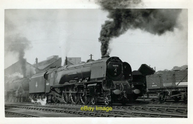PHOTO 6X4 RAILWAY Steam Engine 46232 Royal Scot Headboard unknown shed ...
