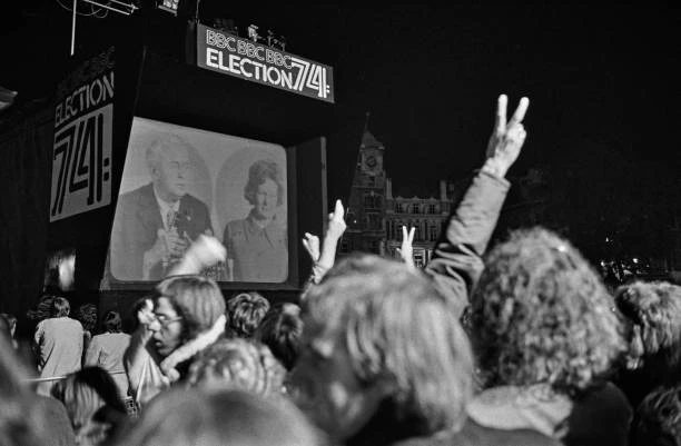 LABOUR PRIME MINISTER Harold Wilson and his wife Mary UK 1970s OLD ...