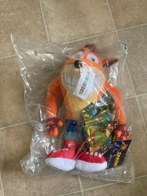 CRASH BANDICOOT SMILING plush and mystery backpack hanger £15.00 ...