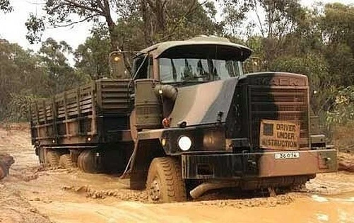 TRIDENT MINIATURES 87218 HO Maßstab Mack MC3 Schwerer LKW - Harz ...