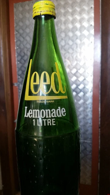 RARE 1 LITRE leed lemonade soft drink bottle with top EUR 57,28 ...