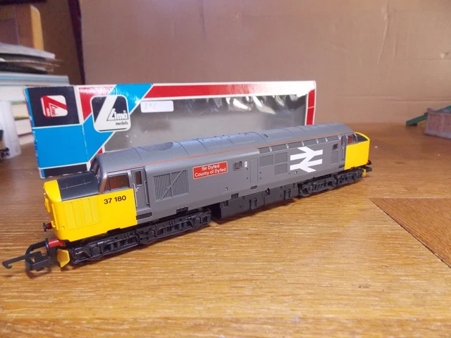 LIMA 205124 CLASS 37 DIESEL LOCO No 37180 SIR DYFED COUNTY OF DYFED in ...