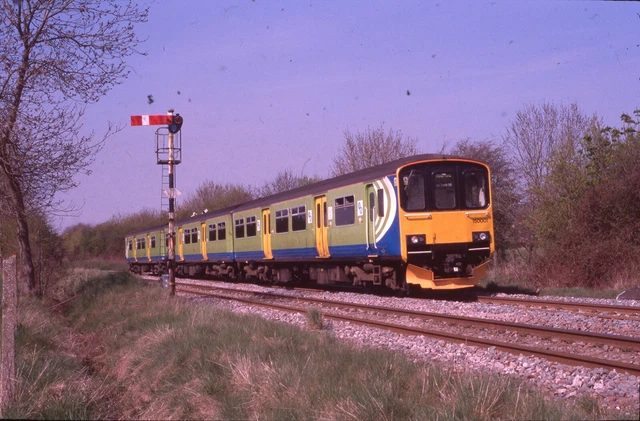 ORIG. 35MM COLOUR Slide Class 150 001 Near Henley Reg Rail Jan 02 ...