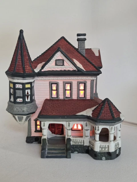 VILLAGE SQUARE - Lighted "Victorian House" Hand Painted, Porcelain 1994 ...