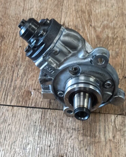 POMPE INJECTION MERCEDES Classe E W213 220D Om654 A6540700001 ...