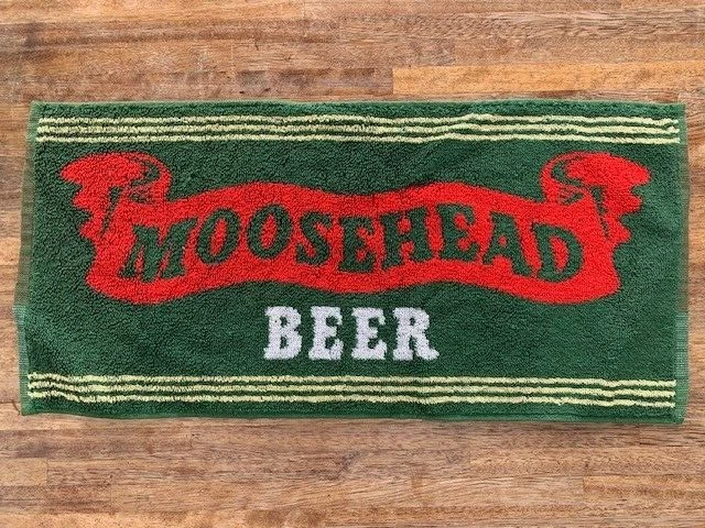 NEW VINTAGE MOOSEHEAD bar towel, 1980s, beer cloth, bar mat, mancave ...