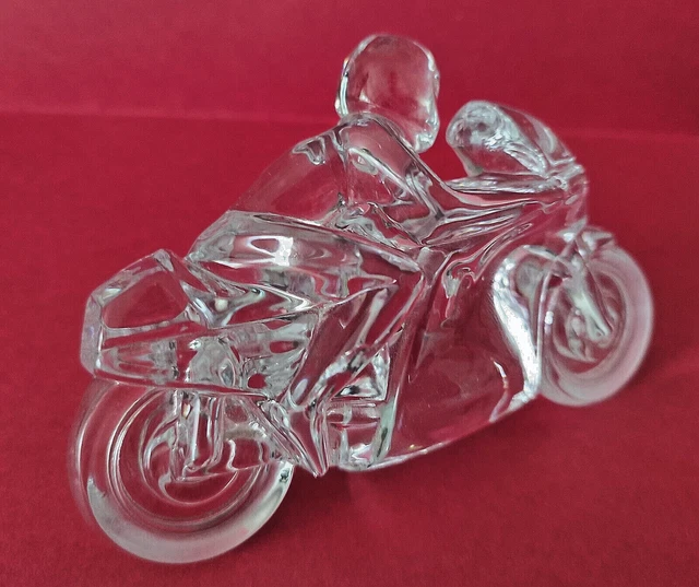 MOTO DAUM. MOTO "circuit" Daum non signée.Cristal Daum.Sculpture Daum ...