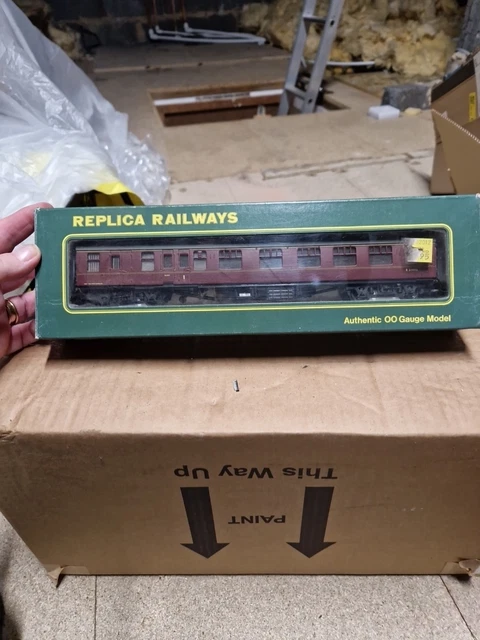 REPLICA RAILWAYS 12146 OO Gauge Mk 1 Brake Second Coach Maroon Boxed £7 ...