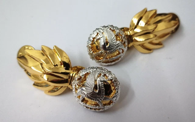 GENUINE BRITISH ARMY Issue Royal Welsh Regiment No1 Mess Collar Badges ...