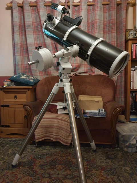 SKYWATCHER 200P NEWTONIAN telescopeSkywatcher 200p Newtonian telescope ...