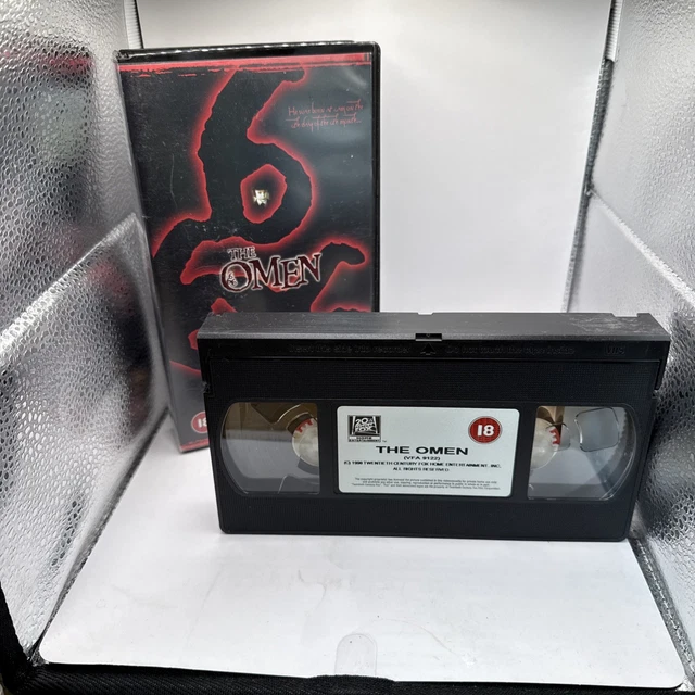 20TH CENTUARY FOX "The Omen" VHS £9.99 - PicClick UK