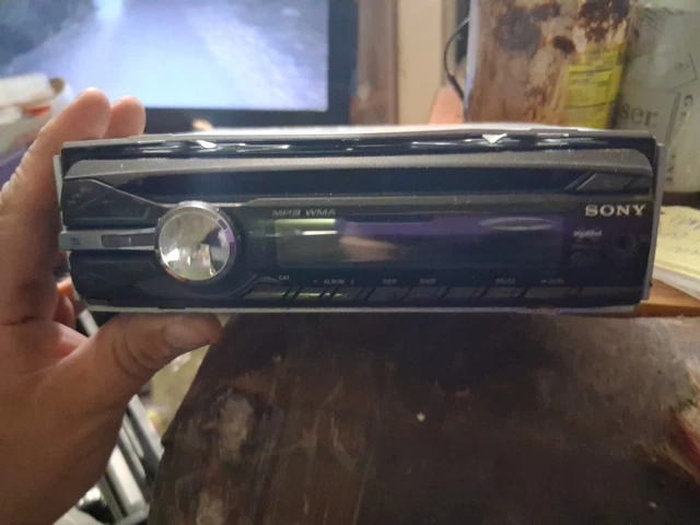 SONY XPLOD CDX-GT350MP 🔊 Amplifier FM/AM Compact Disc CD Player Without ...