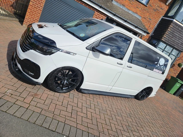 2020 ON 70 Reg Vw Transporter T6.1 Kombi DSG Air Ride, 19800 miles NO ...