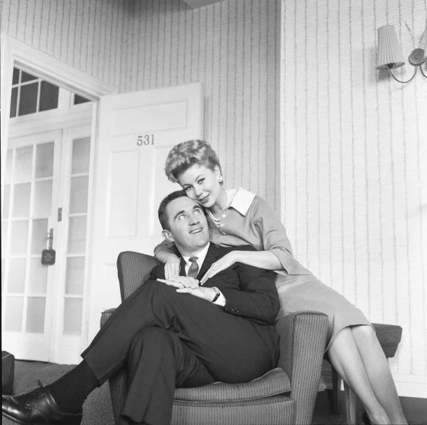 MITZI GAYNOR AMERICAN Actress Singer Dancer 1950S Old Photo 12 $9.00 ...