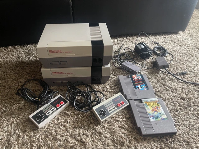 ORIGINAL NINTENDO NES System Lot Bundle Console, Controllers, 2Games, 2 ...