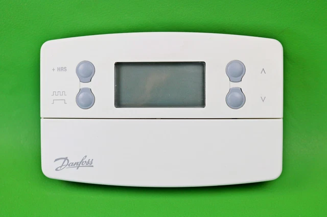 DANFOSS TP7000 HARDWIRED Battery Powered Programmable Room Thermostat ...