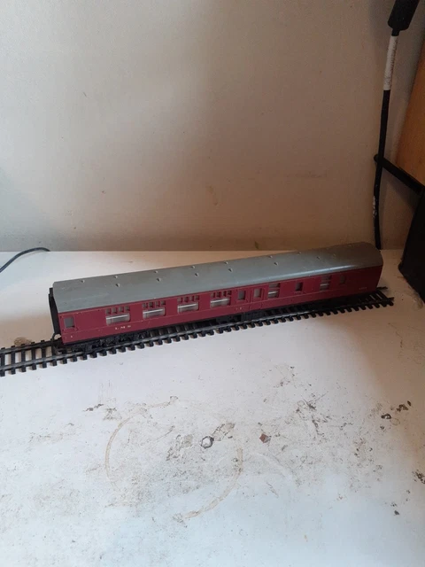 TRIANG R936 LMS Mk1 Corr. Brake Coach 5051 Maroon For Spares Or Repair ...