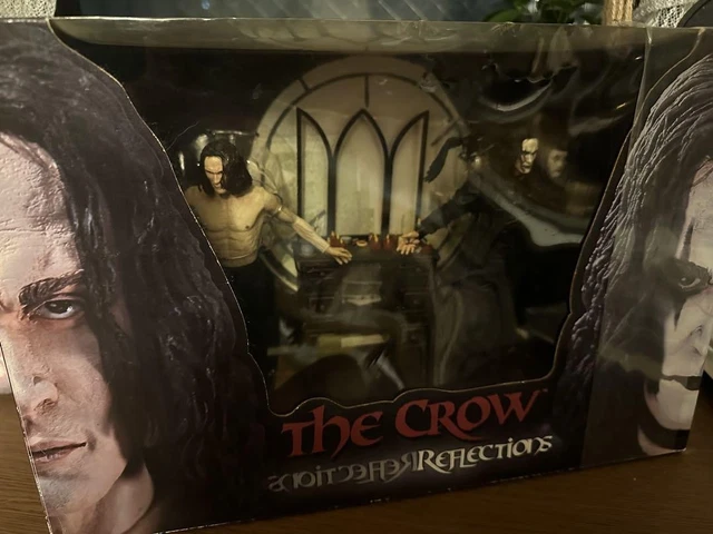 NECA THE CROW Flying Legend Deluxe Box Set Figura da Collezione Usato ...