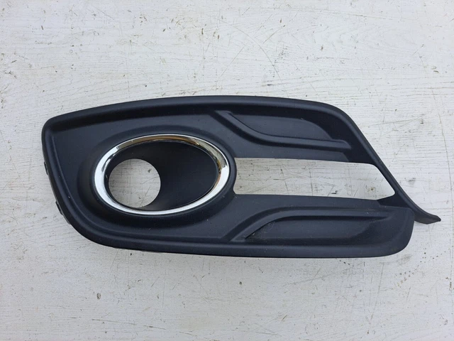 RENAULT MEGANE MK3 2013-2016 Drivers Front Bumper Fog Light Trim ...