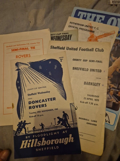 FOOTBALL PROGRAMMES £21.50 - PicClick UK