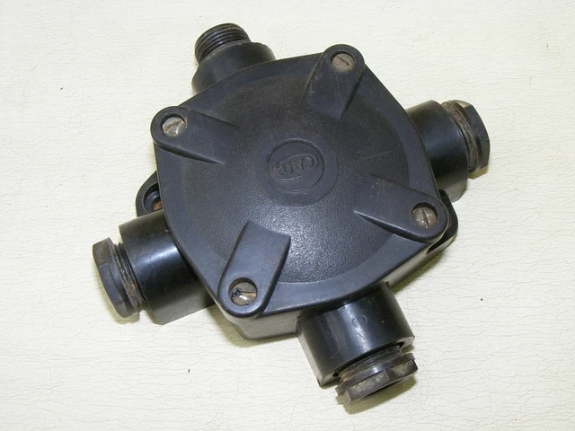 OLD DISTRIBUTION BOX Surface Mounted Distribution AP, Art Deco Loft, 4 ...