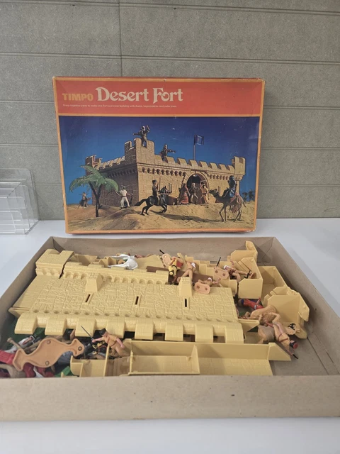 TIMPO SNAP-TOGETHER DESERT Fort With Arabs, And legionnaires And Palm ...
