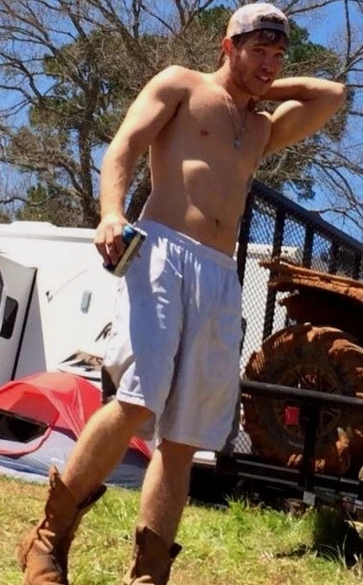 SHIRTLESS MALE MUSCULAR Beefcake Redneck Country Hunk Beefy Jock PHOTO ...