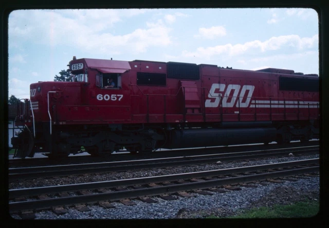 RAILROAD SLIDE - Soo Line #6057 Locomotive 1992 Brookfield IL Freight ...