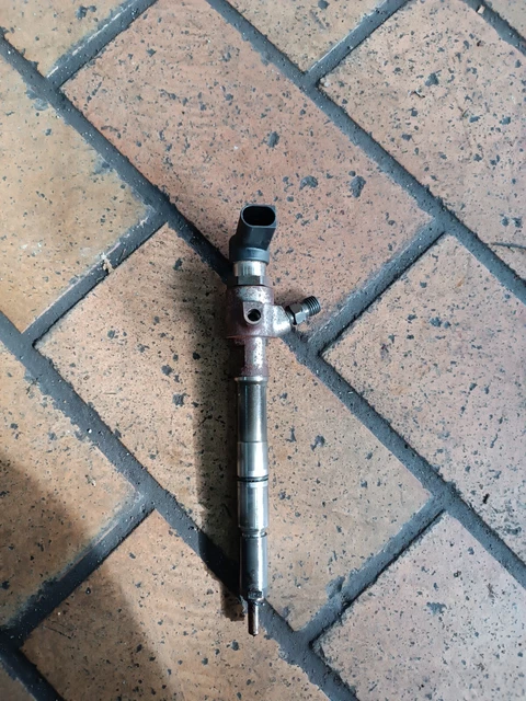 INJECTEUR VW AUDI Seat 1.6 Tdi Cayc 03L130277B EUR 243,42 - PicClick FR