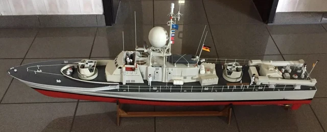 SCHNELLBOOT WIESEL 1:40 Graupner ,fertig gebaut ,107cm lang EUR 319,00 ...