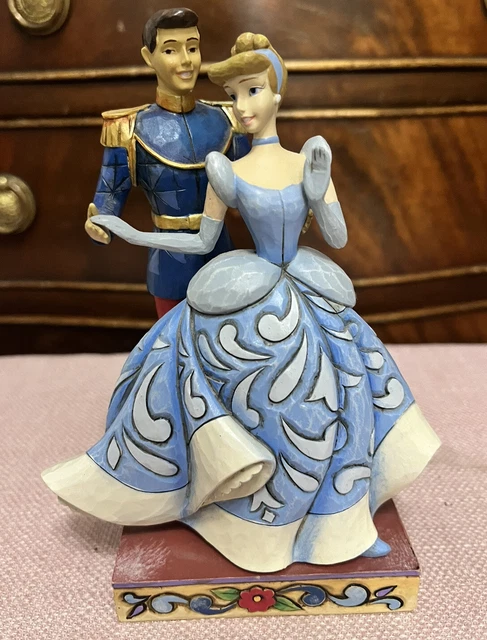 DISNEY TRADITIONS CINDERELLA Showcase Collection Royal Romance Figurine ...