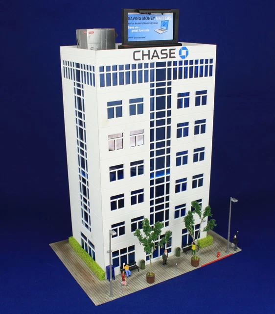 7 STORY BANK High Rise Building Detailed Diorama Weathered Lighted HO ...