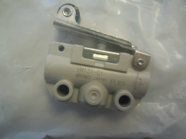 SMC VM131-01-01A ROLLER Lever Pneumatic Manual Control Valve £35.00 - PicClick UK