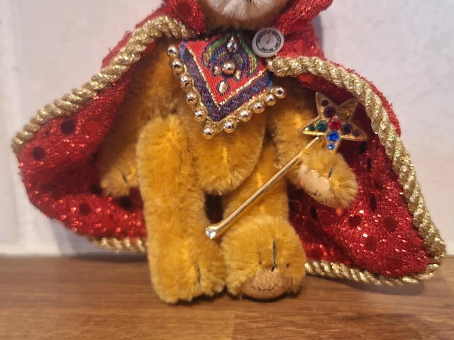 WORLD OF MINIATURE Bears. King Bear. ♡♡ £31.90 - PicClick UK