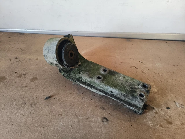 MK1 GOLF CADDY 4 Speed Gearbox Mount £20.00 - PicClick UK