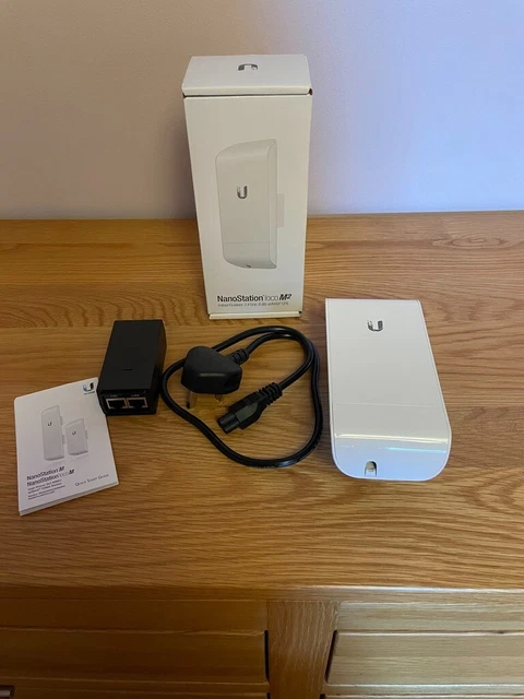 UBIQUITI NETWORKS WI-FI Access Point (LOCOM2) - Used - w/POE Adapter ...