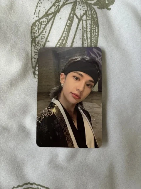 STRAY KIDS- NO Easy Hyunjin Official - Photocard SKZ KPOP £10.00 ...