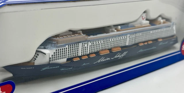 BATEAU DE CROISIÈRE Cruiseliner MEIN SCHIFF 3 - 1:1400° - SIKU 1724 ...