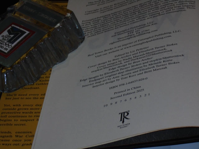 SIGNED REBECCA YARROS Fourth Wing, Wing & Claw The Empyrean Collection ...