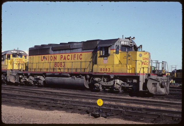 BH.B9.UP376 ORIGINAL COLOUR Slide Union Pacific SD40-2H #8083 at North ...