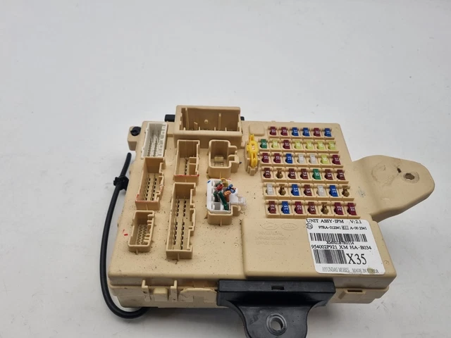 KIA SORENTO MK2 Fuse Box Interior Front 2.2 Diesel 954002P921 2010 ...