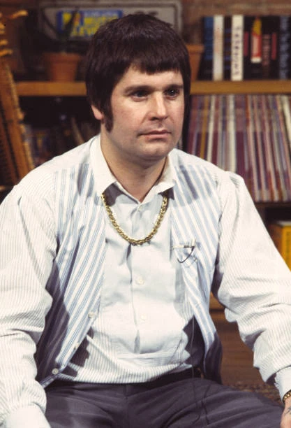 BRITISH HEAVY METAL Singer Ozzy Osbourne Visits Mtv 1983 OLD MUSIC ...